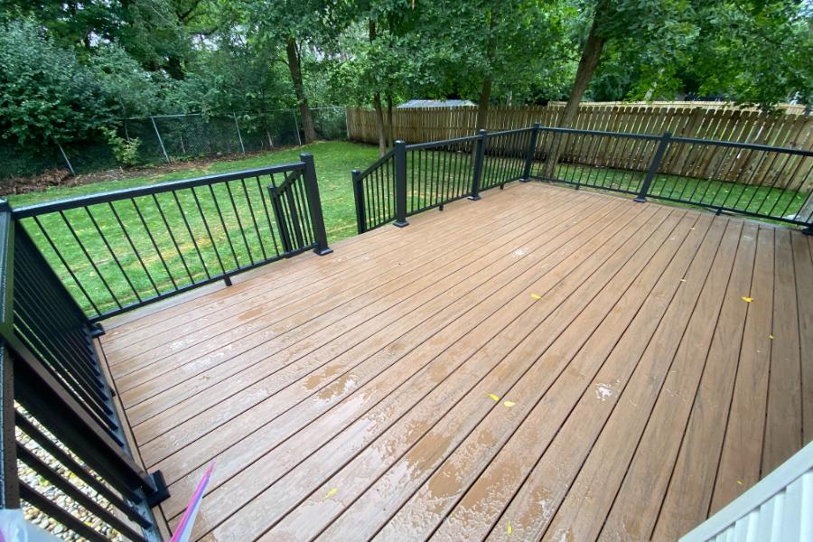 Timbertech® Reserve Dark Roast with Timbertech® Impression Railings ...