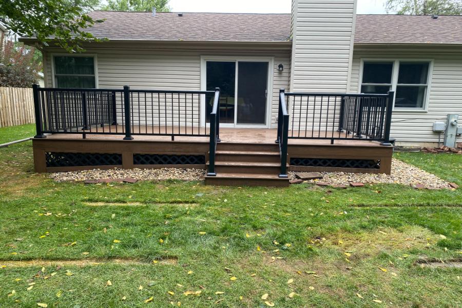 Timbertech® Reserve Dark Roast with Timbertech® Impression Railings ...